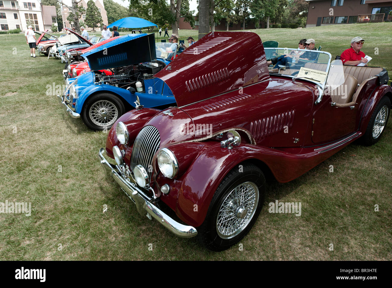 autos at a car show Stock Photo - Alamy