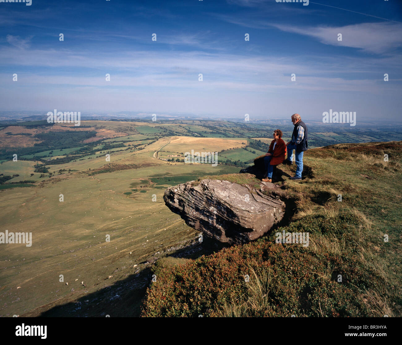 WALKERS ON HAY BLUFF, BLACK MOUNTAINS ,POWYS WALES UK Stock Photo - Alamy