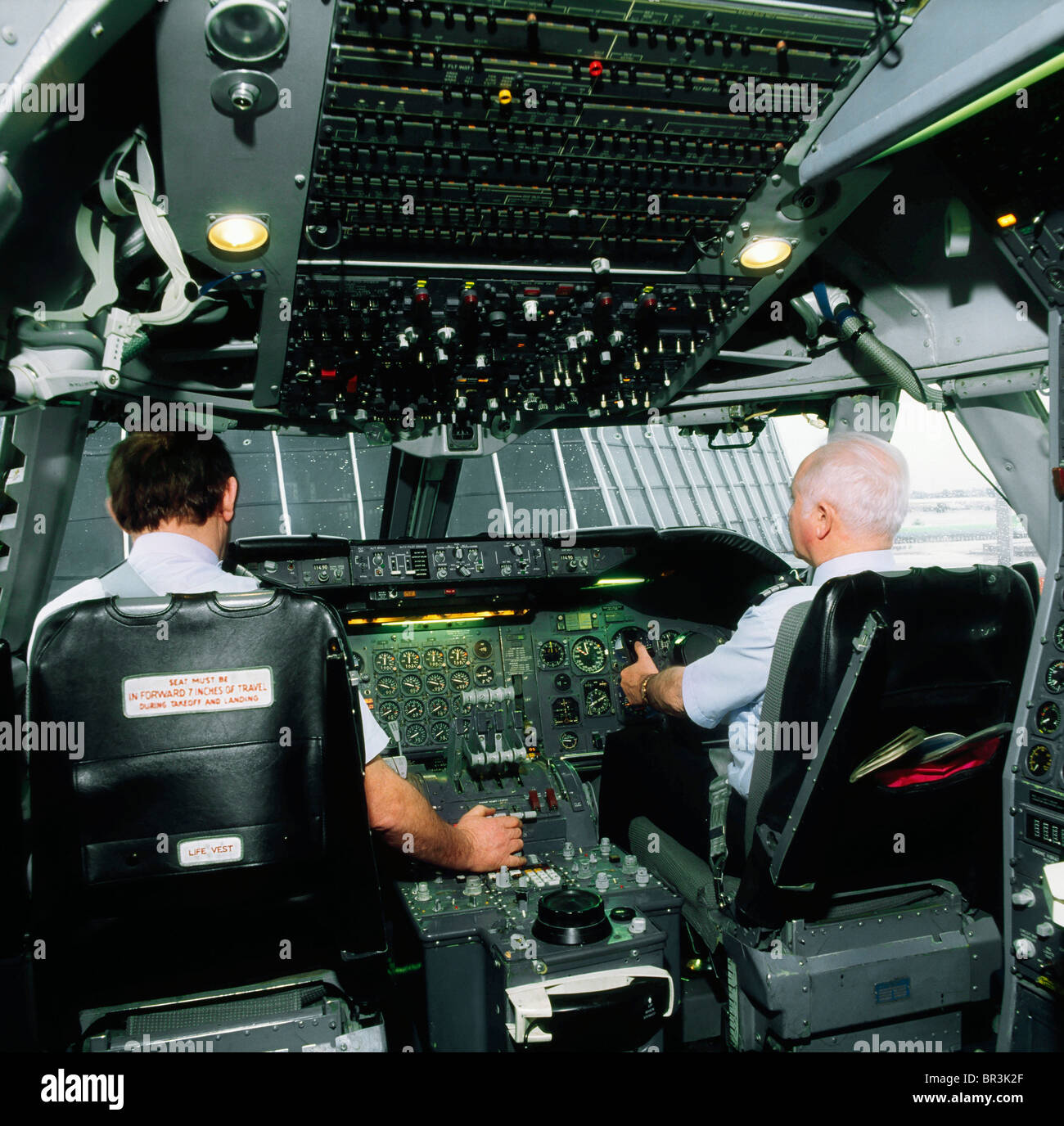 Ireland, Aviation, Pre-Flight Checks, Cockpit Boeing 747 Stock Photo ...