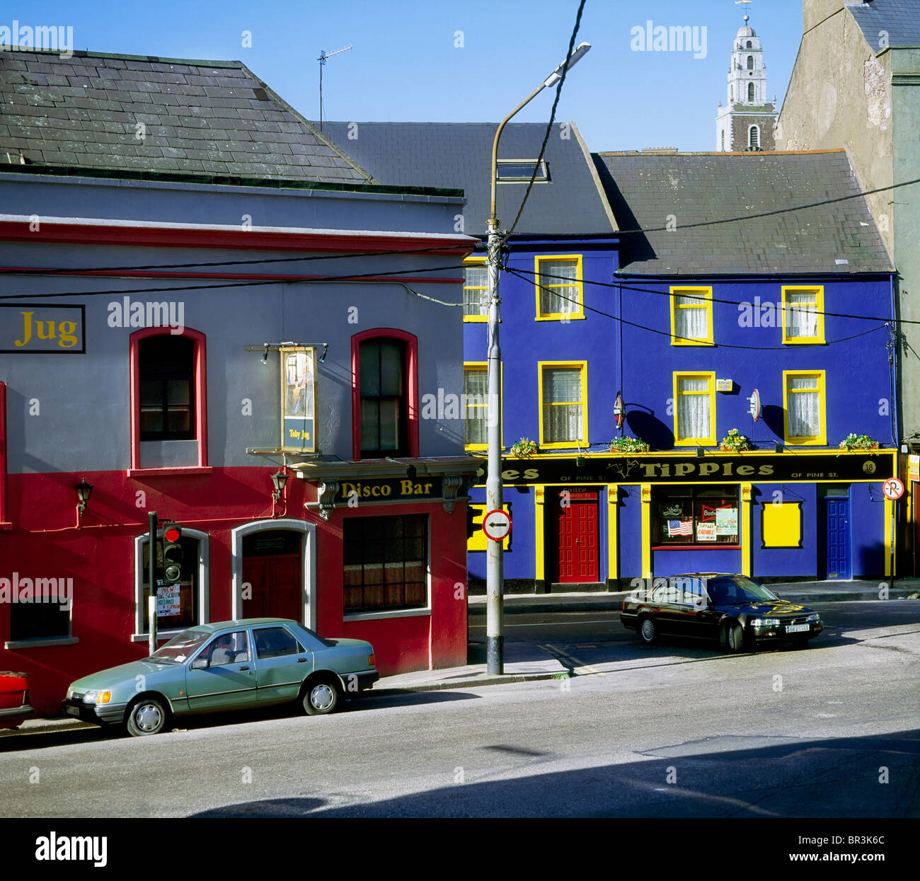 Turf house ireland hi-res stock photography and images - Alamy