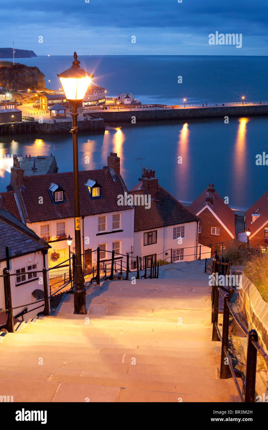 Whitby harbour steps hi-res stock photography and images - Alamy