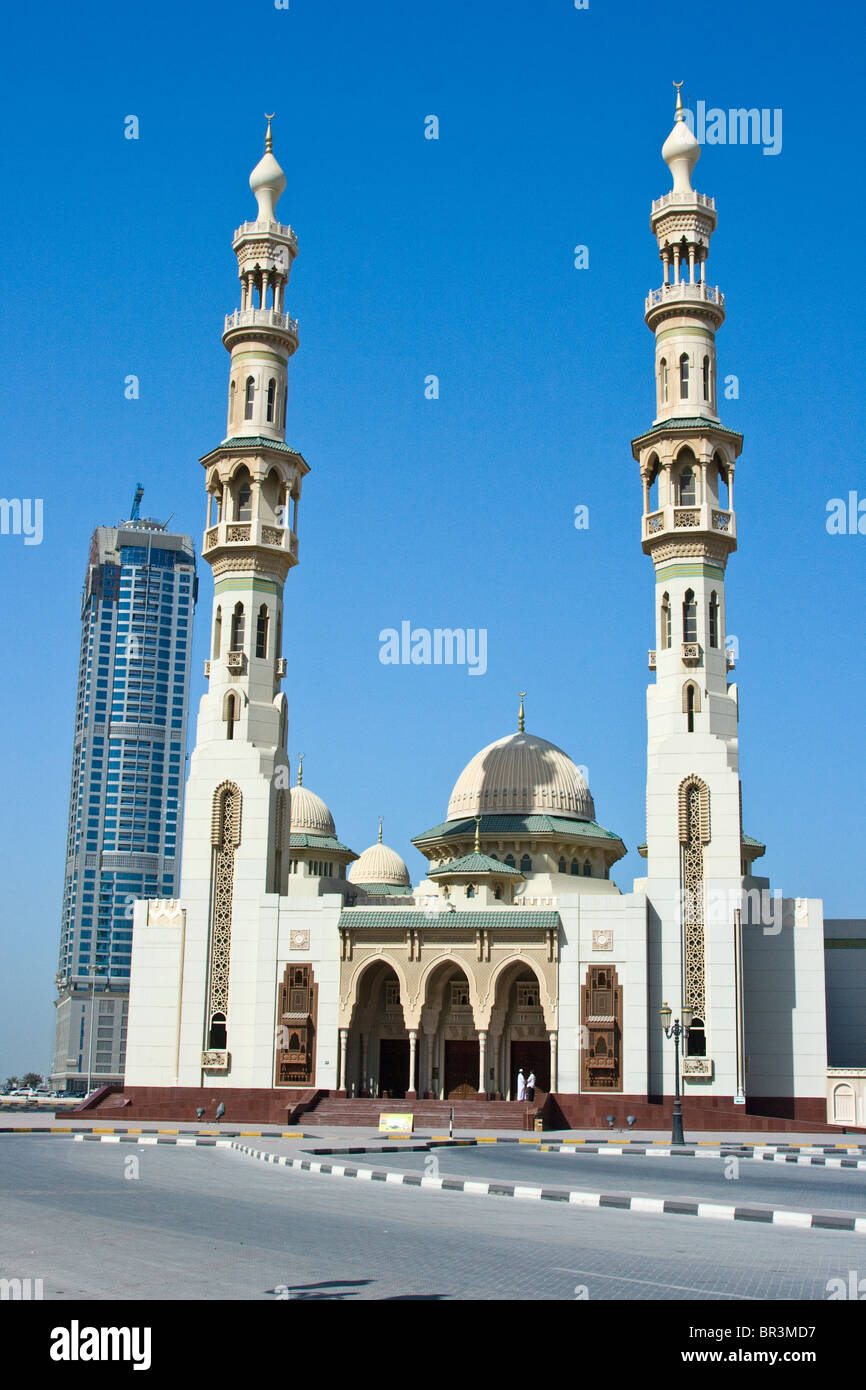 Sharjah Mosque in Sharjah UAE Stock Photo - Alamy