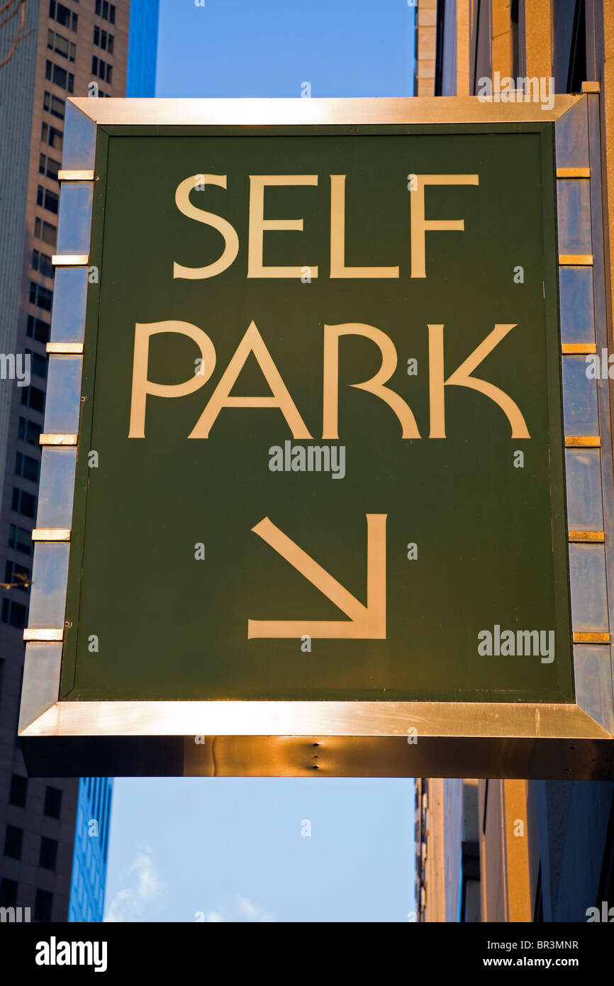 Self parking hi-res stock photography and images - Alamy