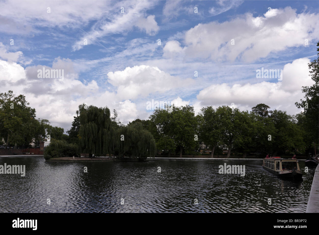 The waterway maida vale hi-res stock photography and images - Alamy