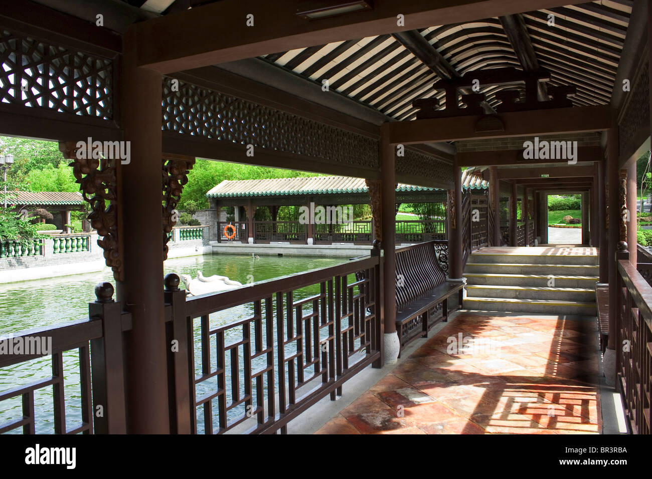 Traditional Chinese architecture, long corridor in outdoor park Stock ...