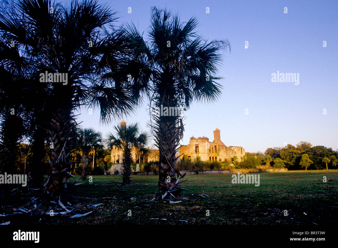 The sun sets on the ruins of Dungeness Mansion, once owned by Thomas ...