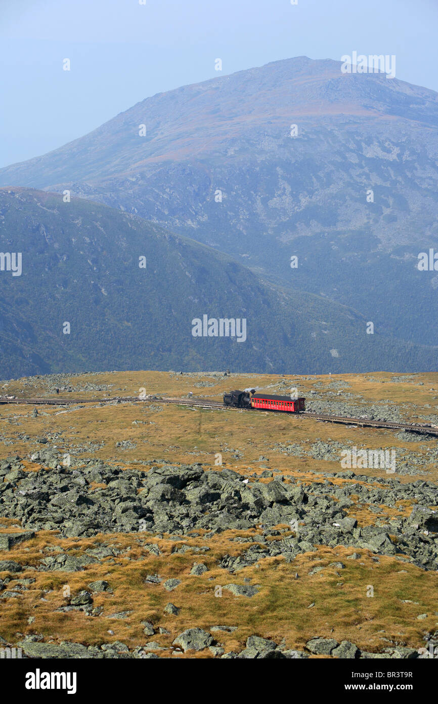 Mt washington treeline hi-res stock photography and images - Alamy