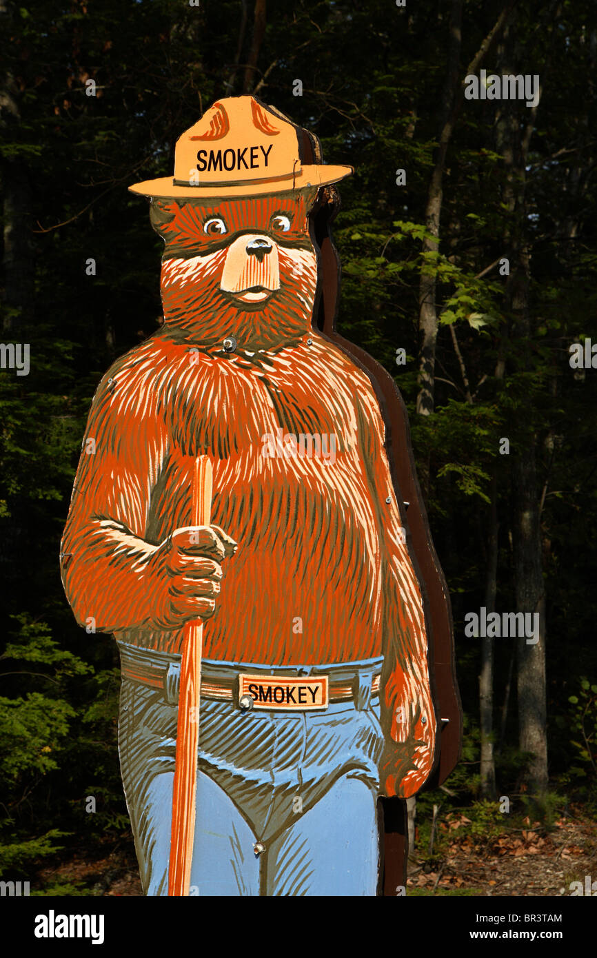 Smokey the bear fire safety sign hi-res stock photography and images ...
