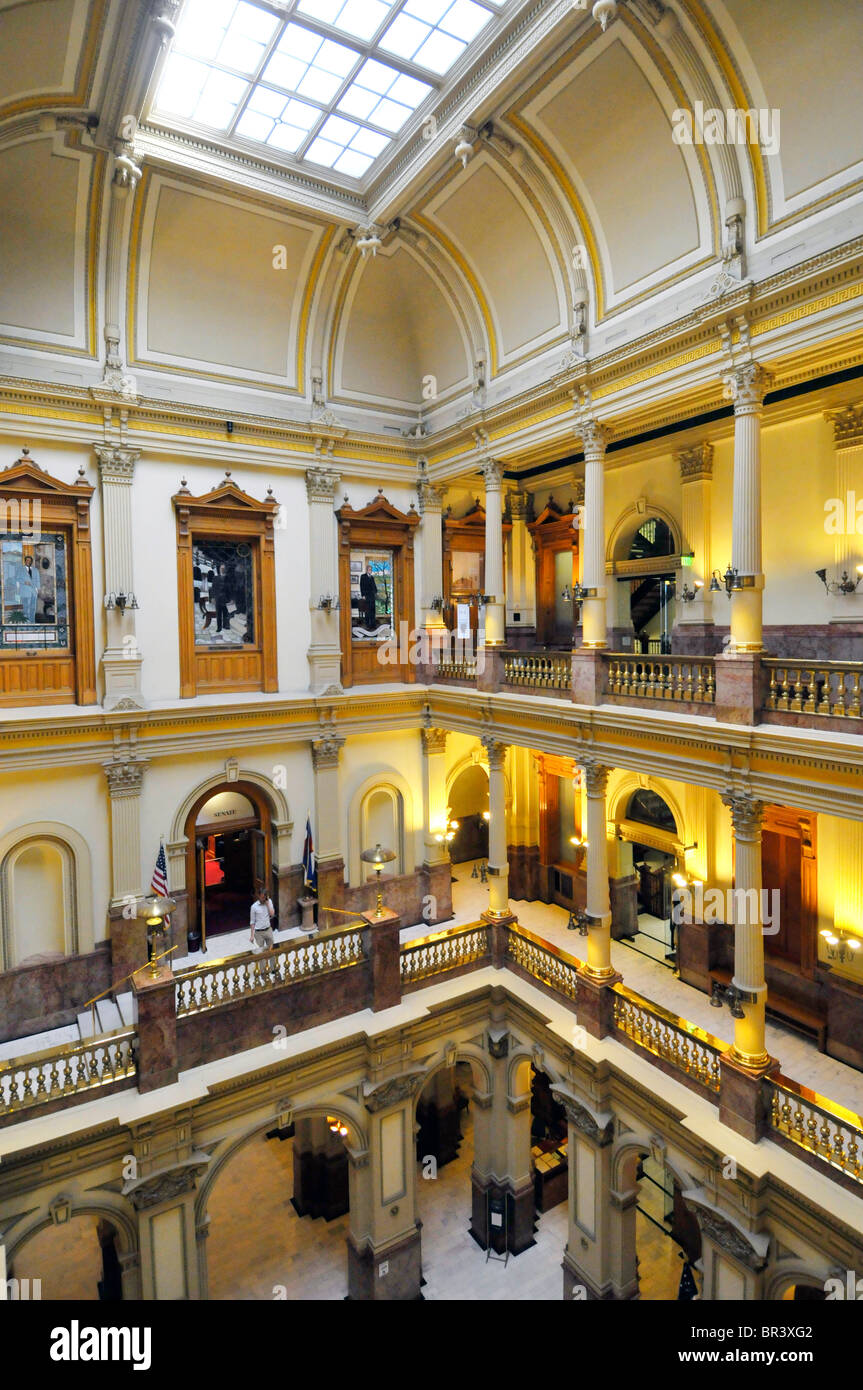 Large government office interior hi-res stock photography and images ...