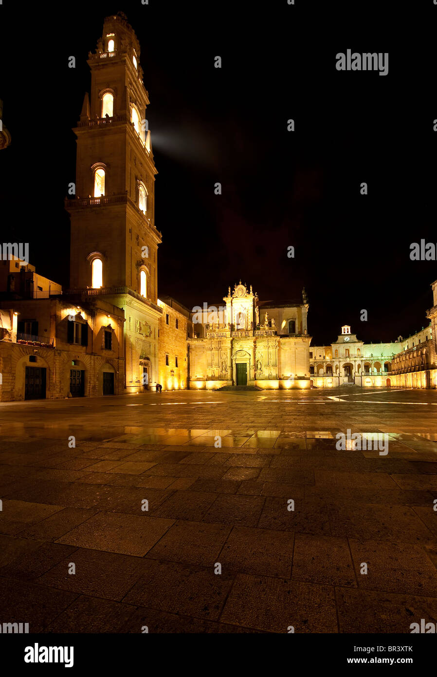 Lecce, Cathedral square: bell tower Stock Photo - Alamy