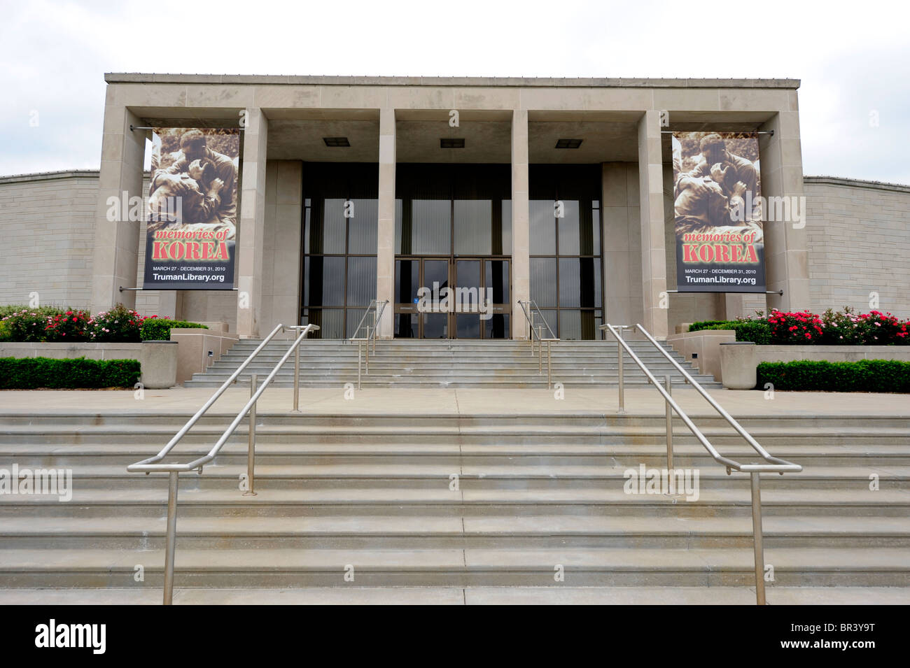 Harry S Truman Presidential Museum and Library Independence Missouri ...