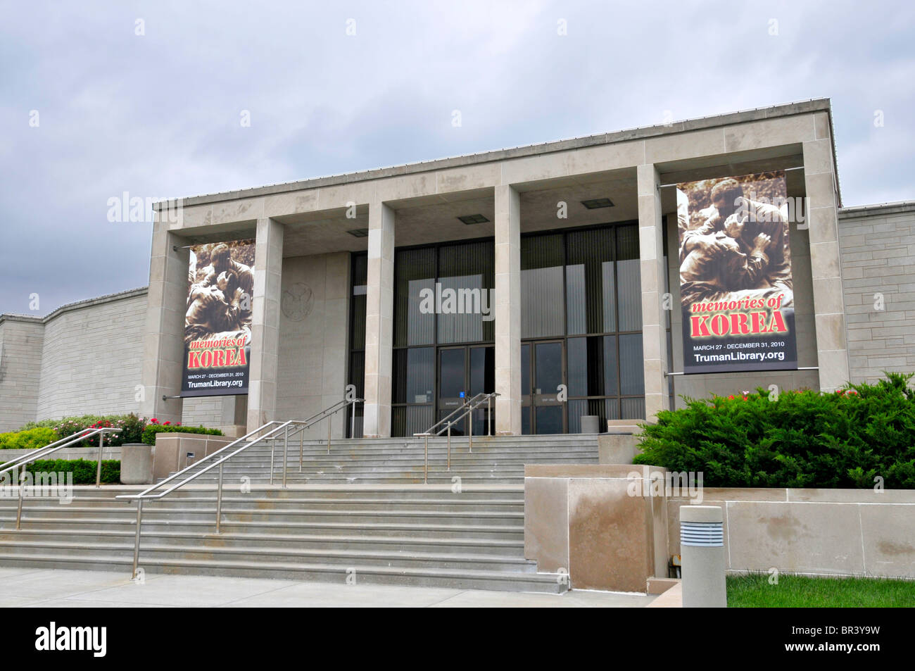 Harry S Truman Presidential Museum and Library Independence Missouri ...
