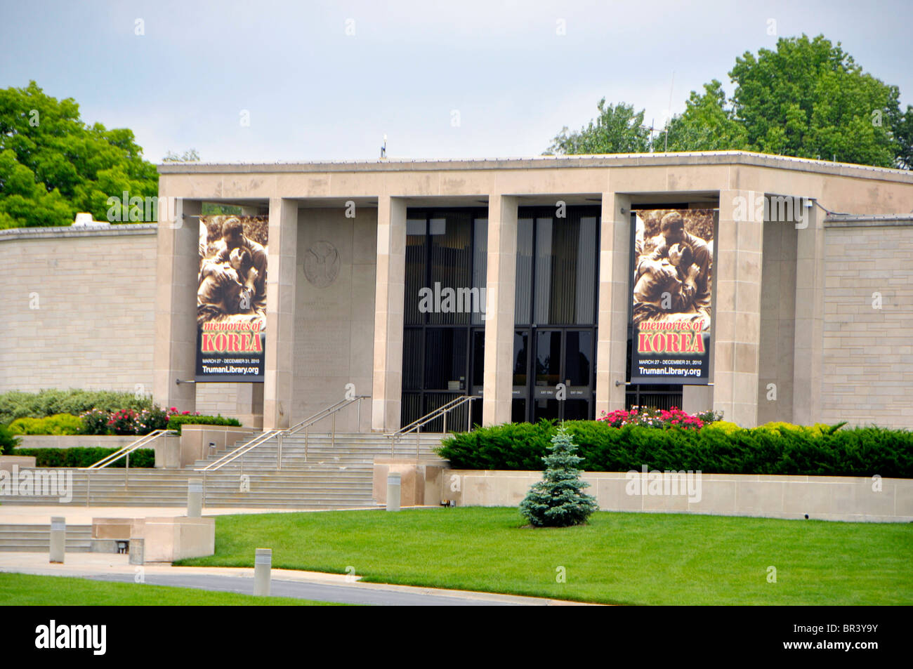 Harry S Truman Presidential Museum and Library Independence Missouri ...
