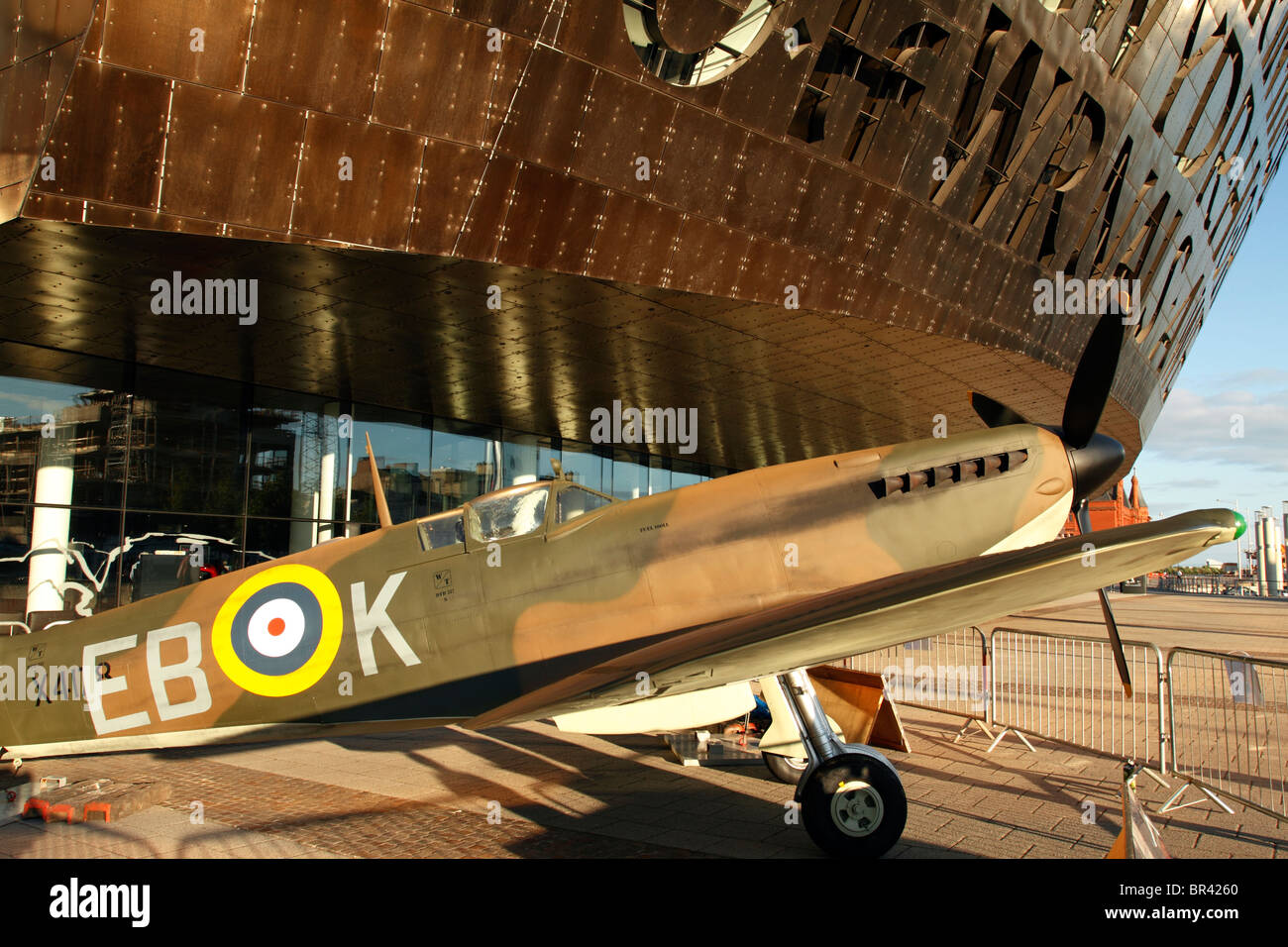 Spitfire - static display for Armed Forces Parade, outside the Wales ...