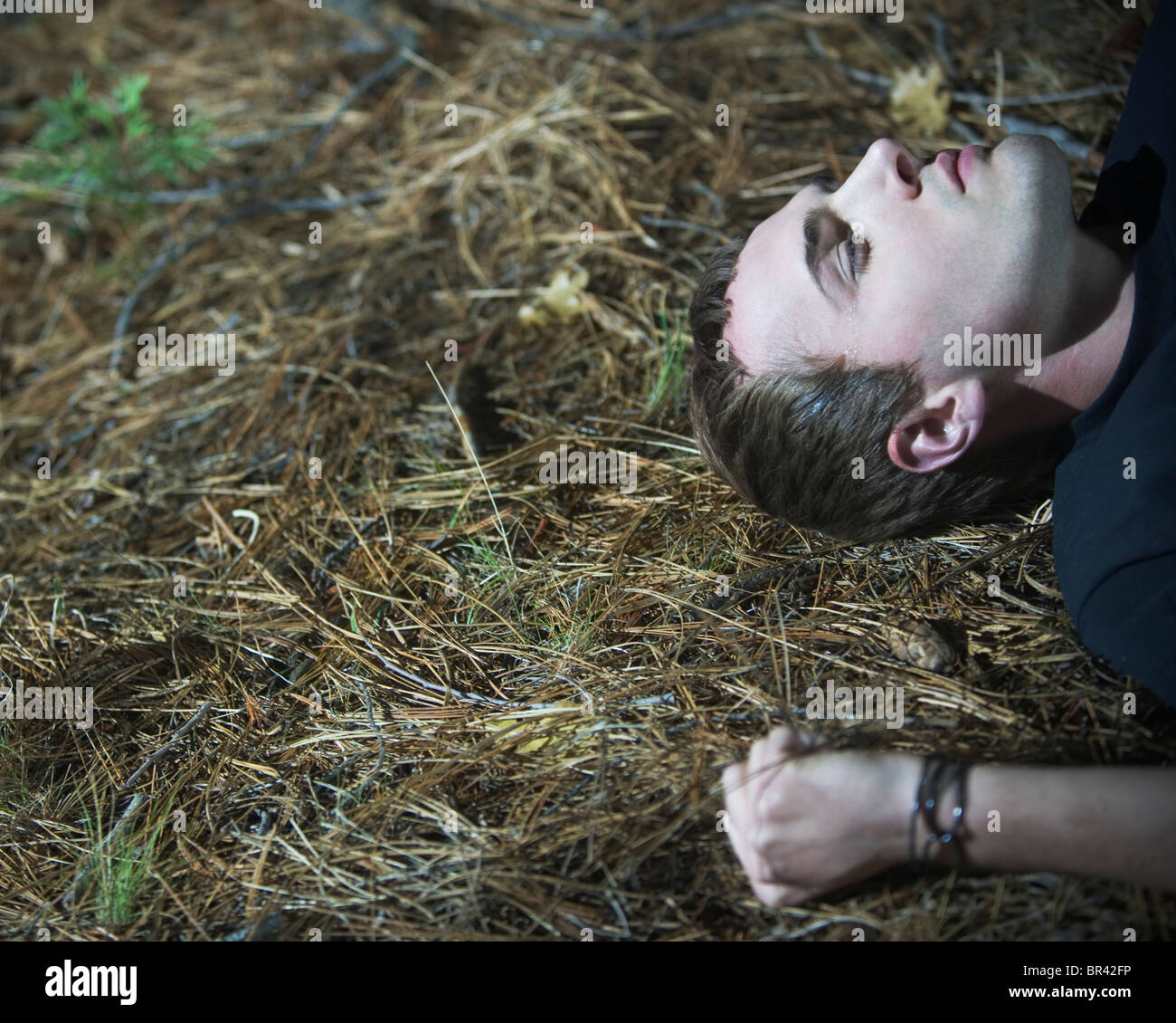 Man passed out outside hi-res stock photography and images - Alamy