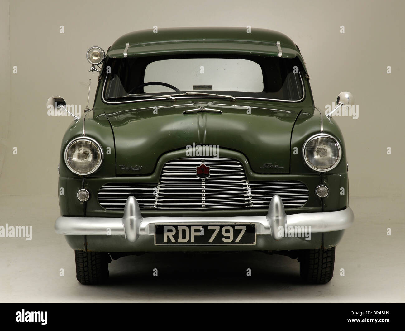 1956 Ford Zephyr Six Stock Photo - Alamy
