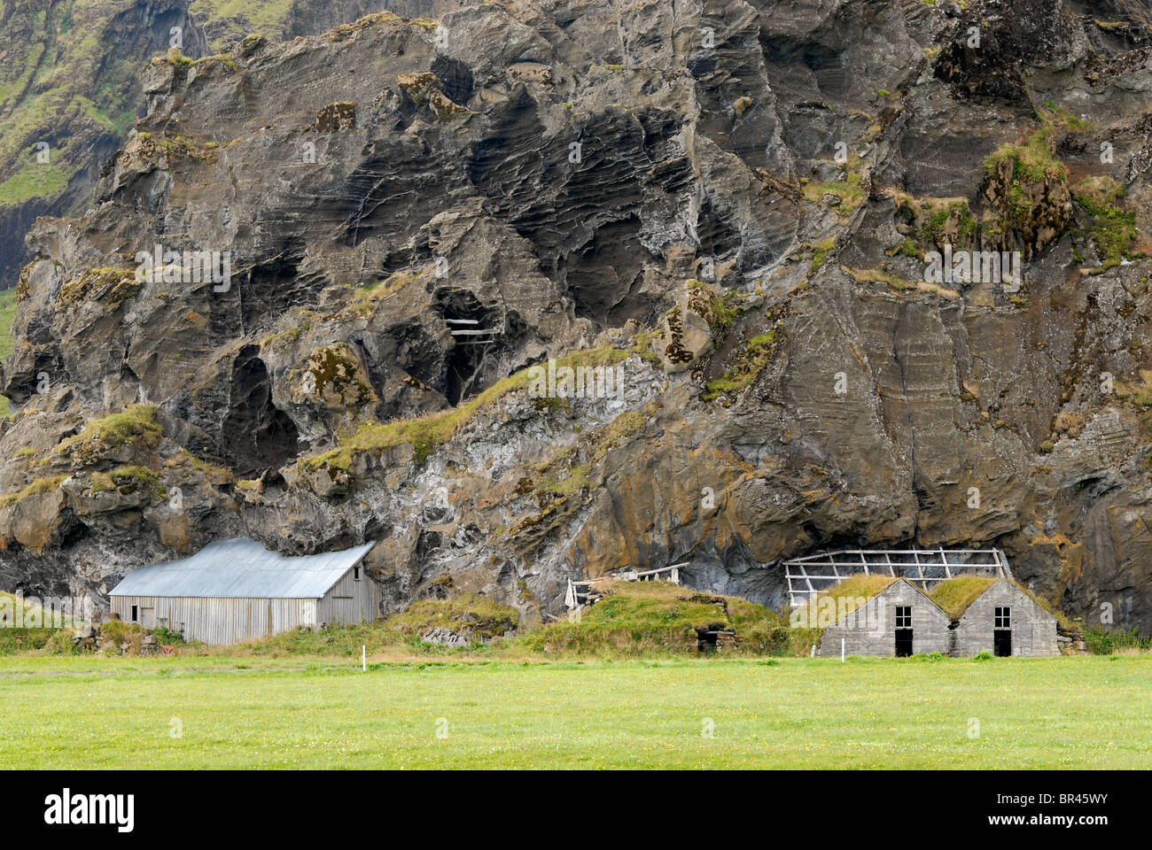 Icelandic sod house hi-res stock photography and images - Alamy