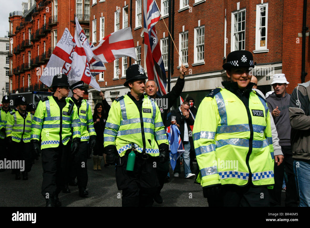 Members edl english defence league hi-res stock photography and images ...