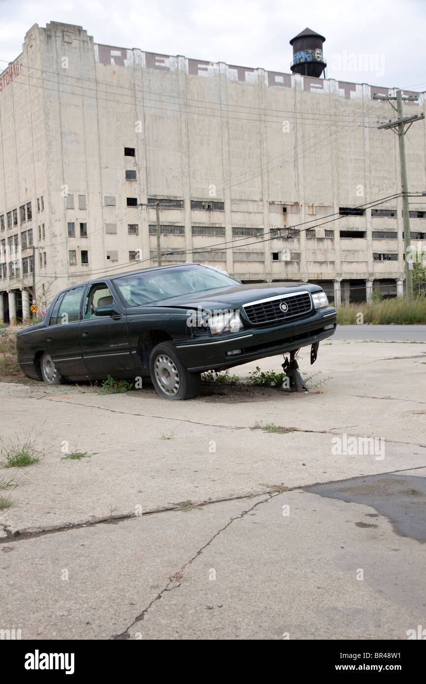 Detroit poverty car hi-res stock photography and images - Alamy