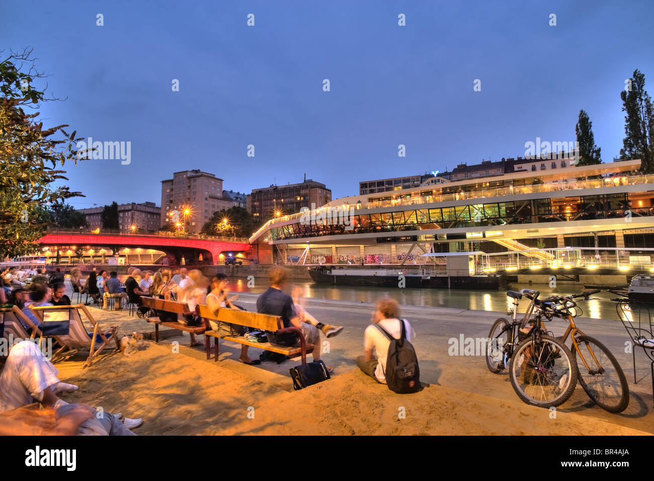 Fluss donaukanal donaukanal hi-res stock photography and images - Alamy