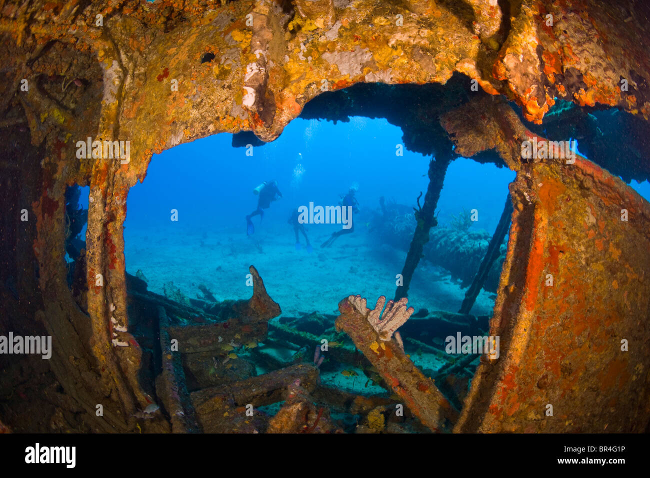 scuba divers, Wreck of the RMS Rhone, iron-hulled steam sailing vessel ...