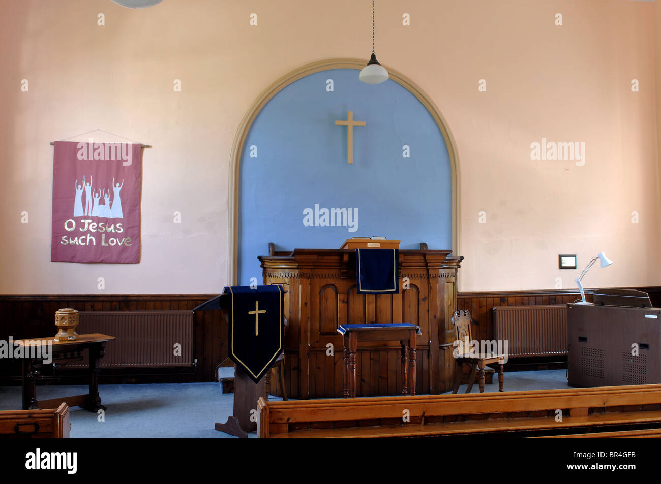Methodist church interior hi-res stock photography and images - Alamy