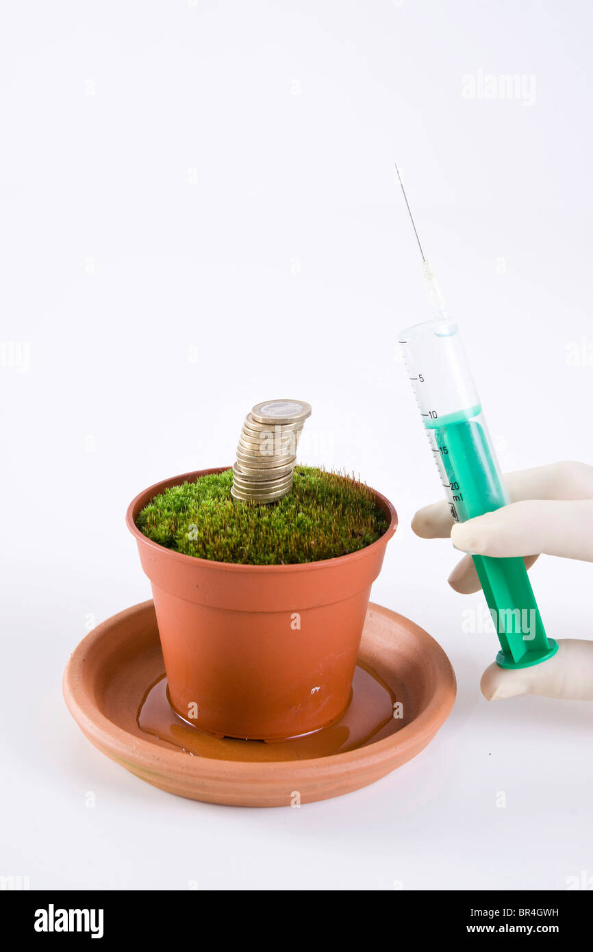 Injection of capital hi-res stock photography and images - Alamy