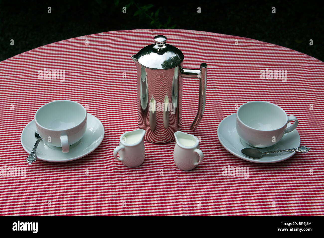 Red coffee pot hi-res stock photography and images - Alamy