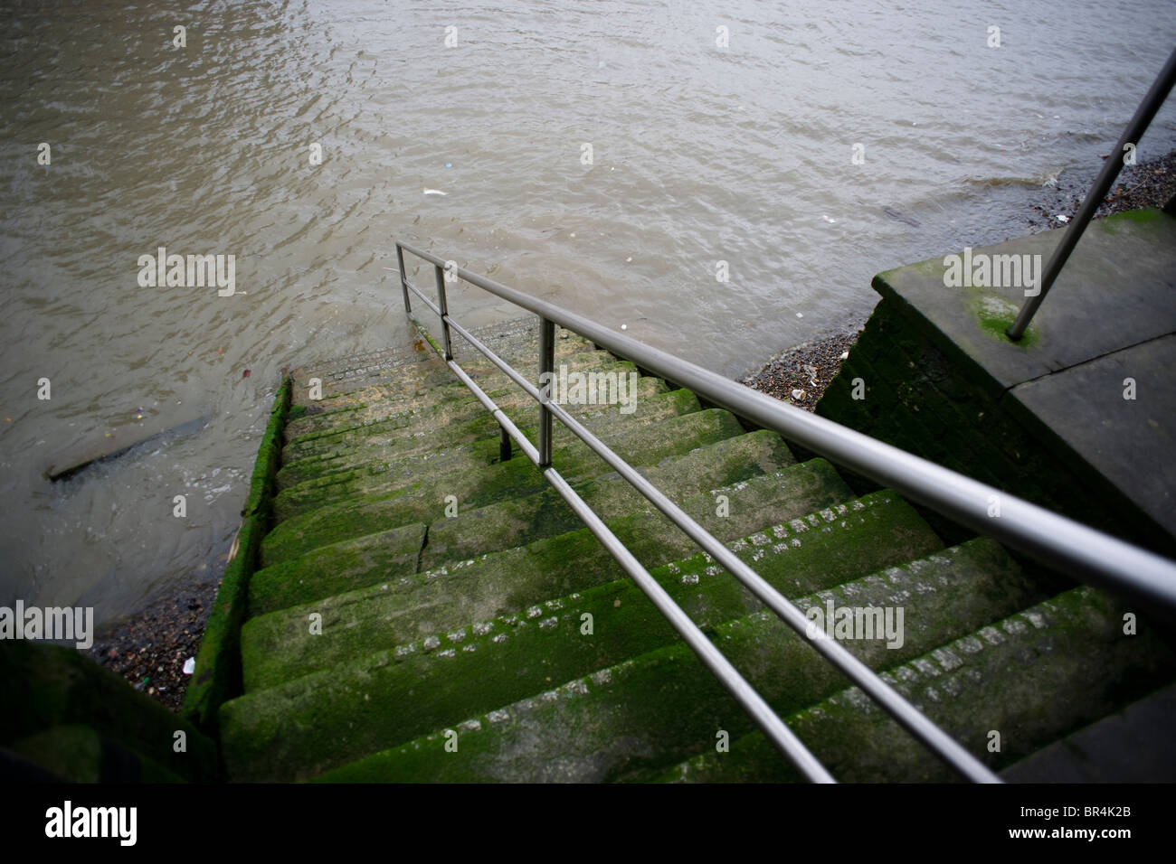 Steps leading river thames hi-res stock photography and images - Alamy