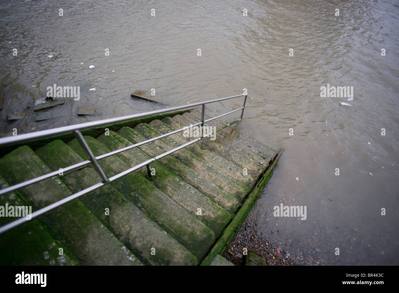Steps leading to the Thames Stock Photo - Alamy