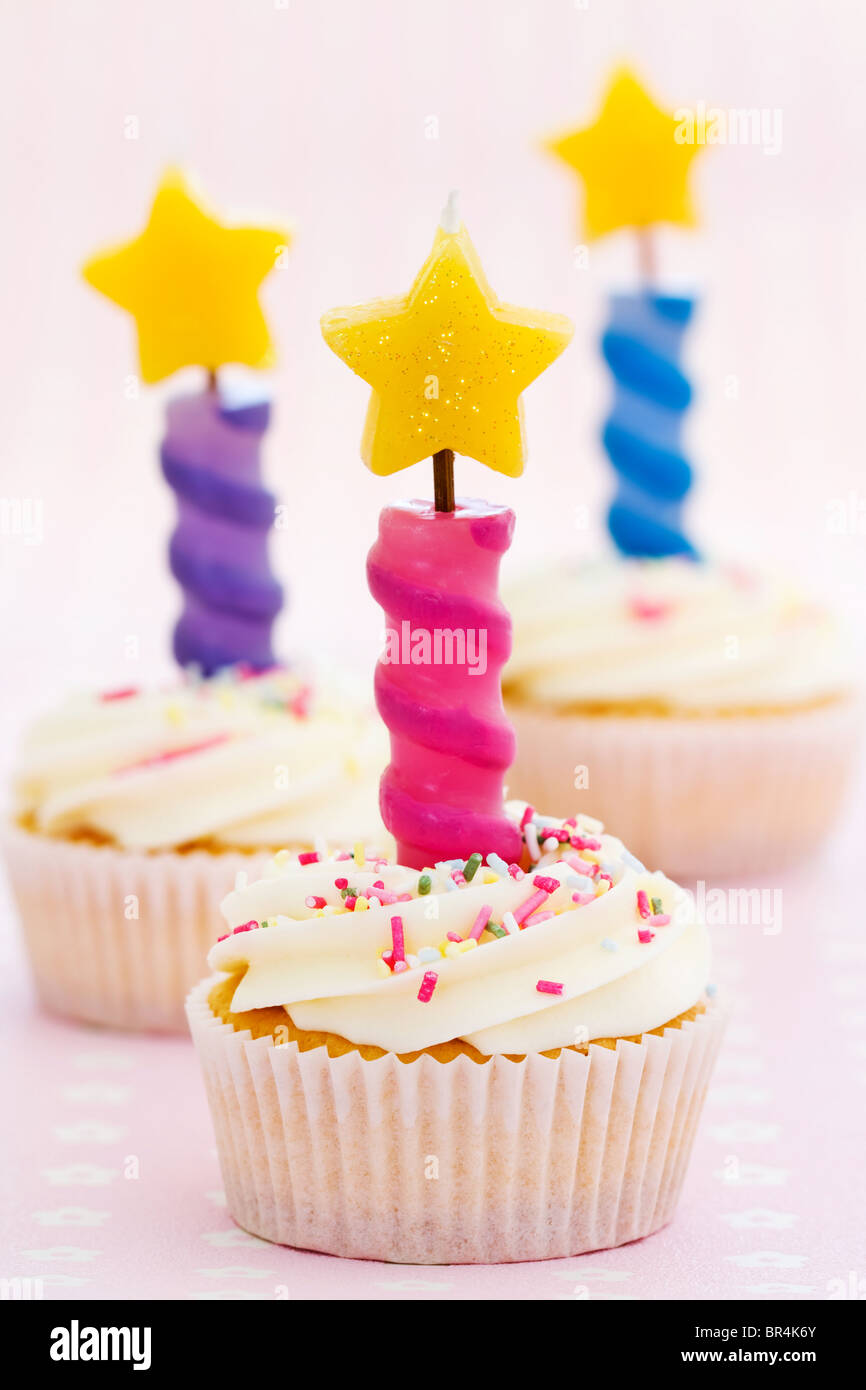 Cupcake candle row hi-res stock photography and images - Alamy
