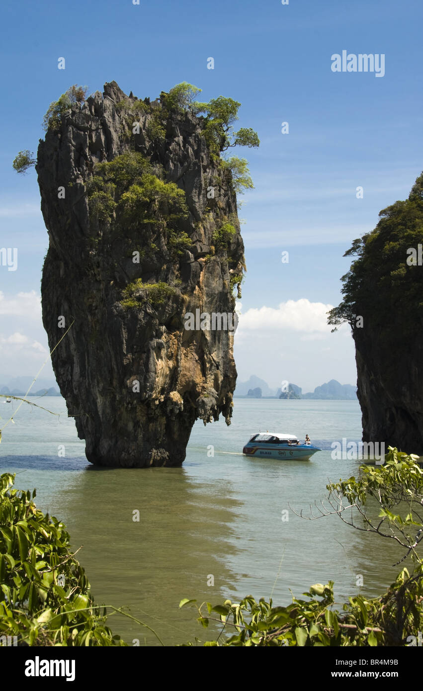 Rock islet Ko Tapu, Ao Phang Nga National Marine Park, Thailand Stock ...