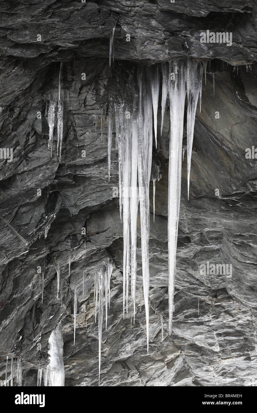 icicle frozen water Stock Photo - Alamy