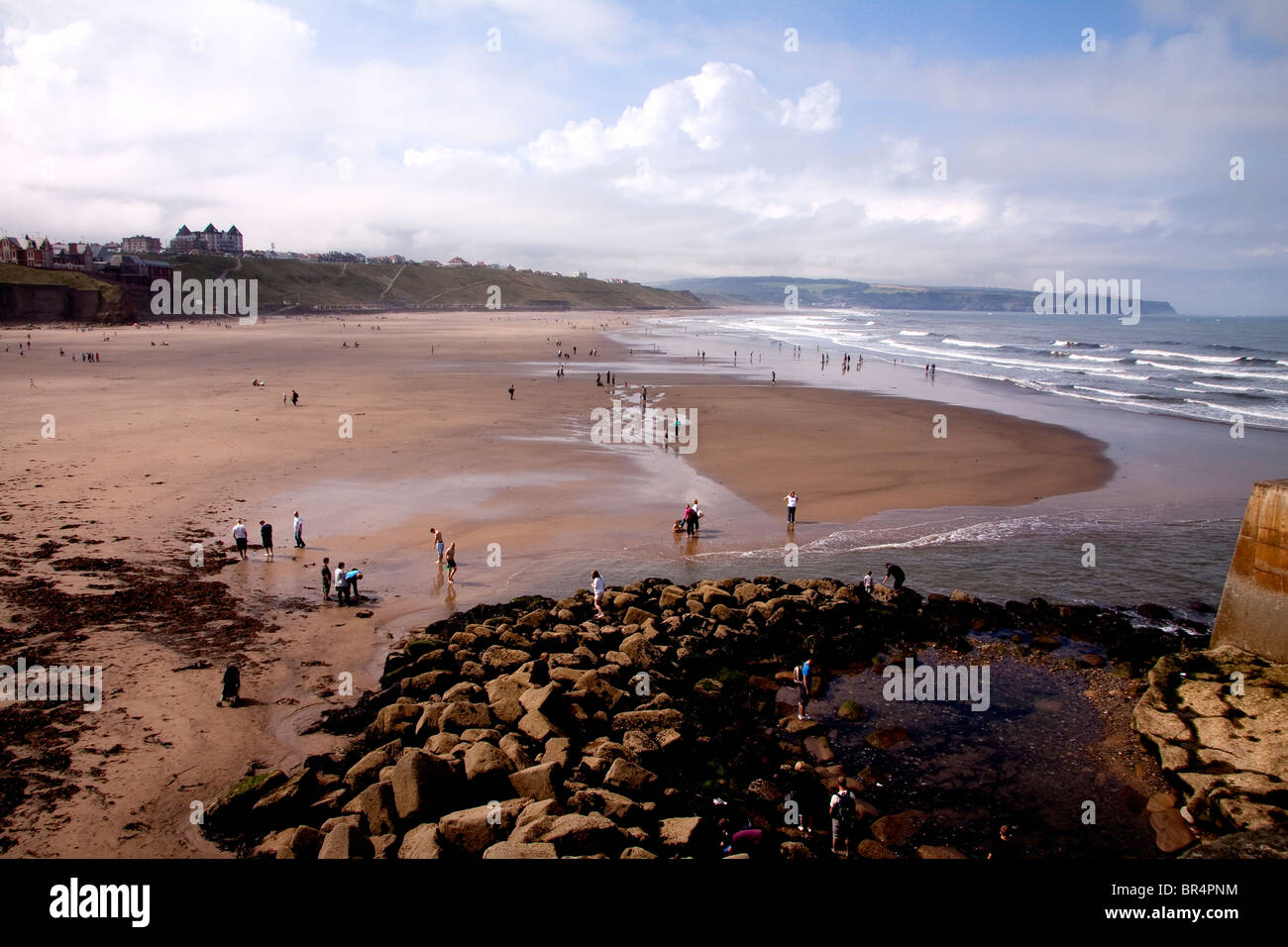 Whitby beaches hi-res stock photography and images - Alamy