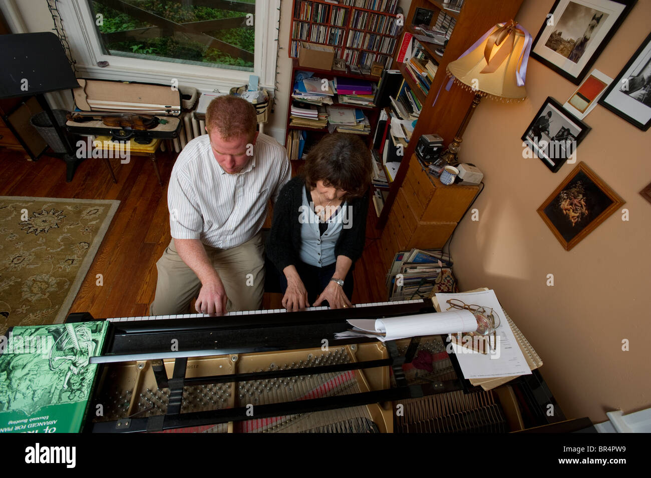 Irish musician Donna Long and apprentice Stock Photo - Alamy