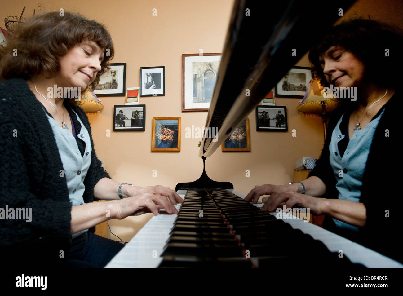 Donna long irish musician hi-res stock photography and images - Alamy