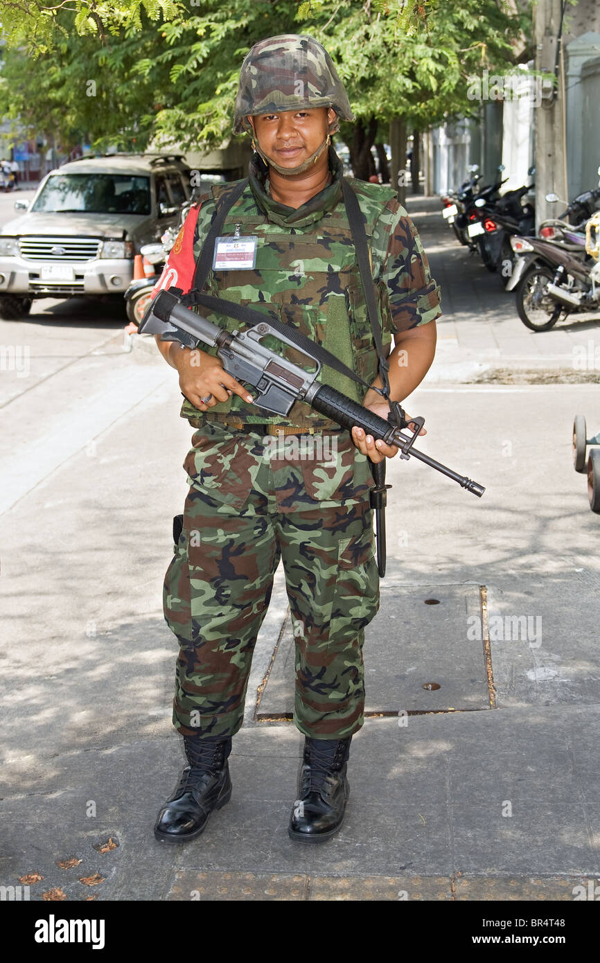 Thai army officer hi-res stock photography and images - Alamy