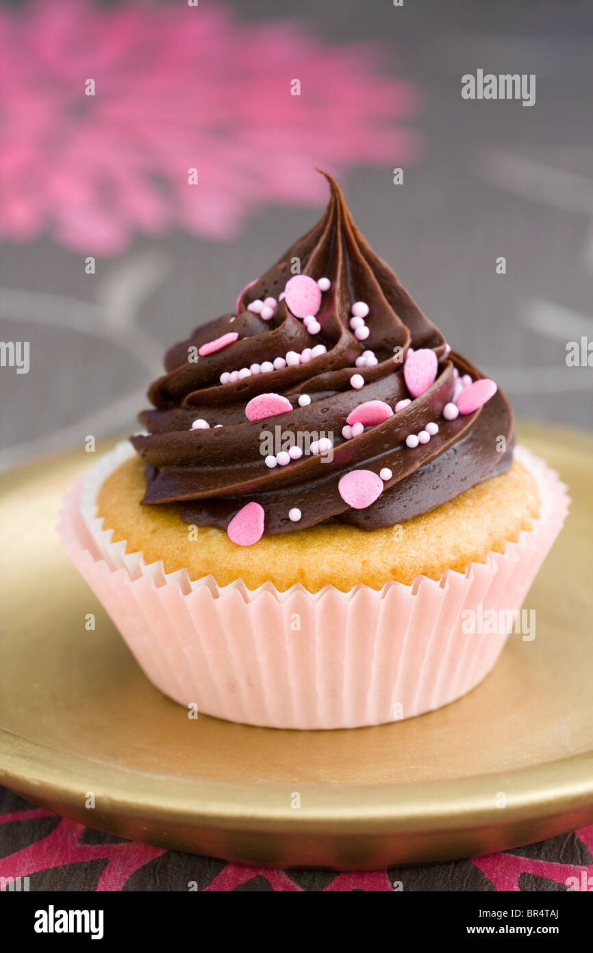 Chocolate fairy cake hi-res stock photography and images - Alamy