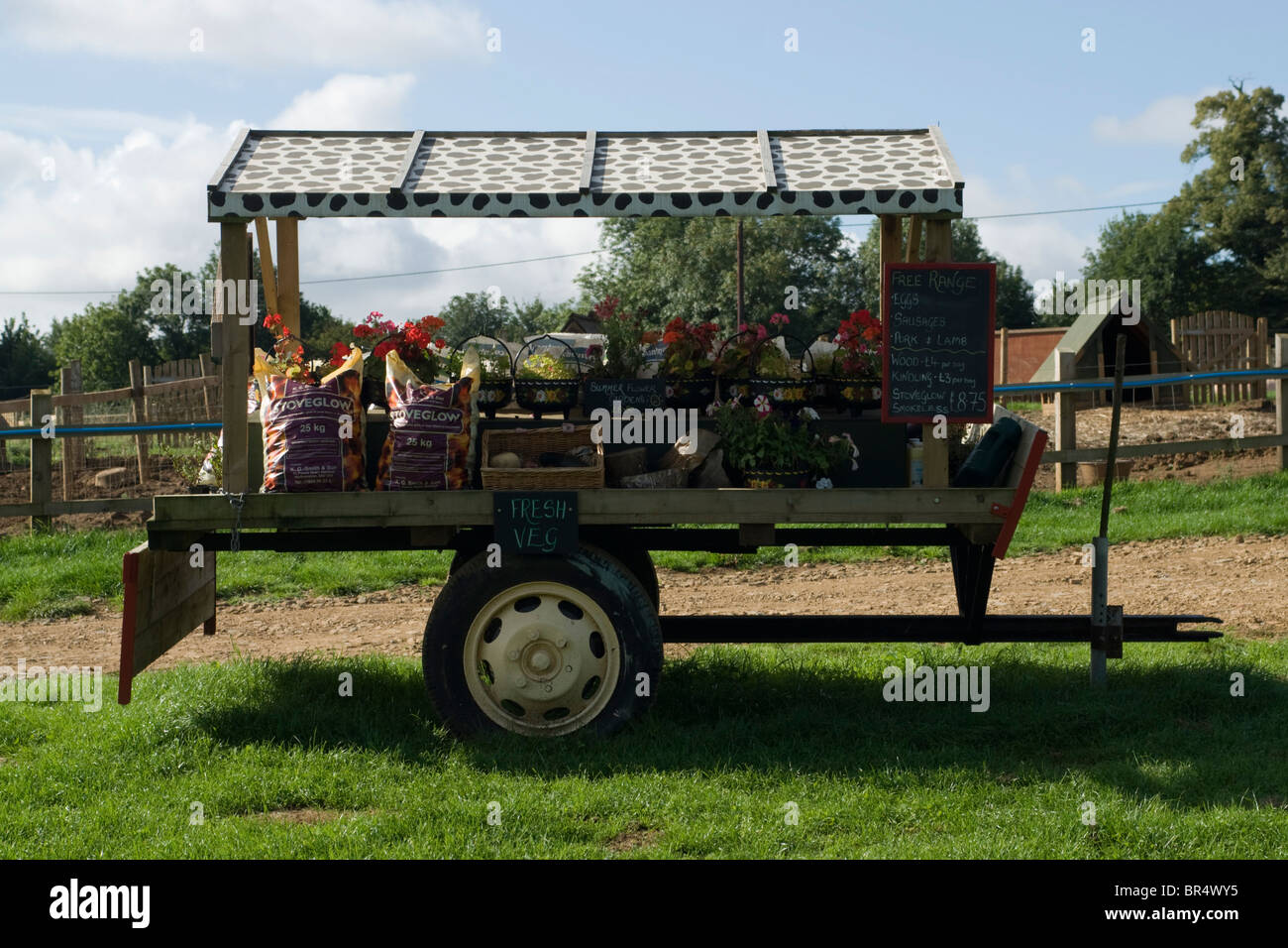 Produce farming hi-res stock photography and images - Alamy