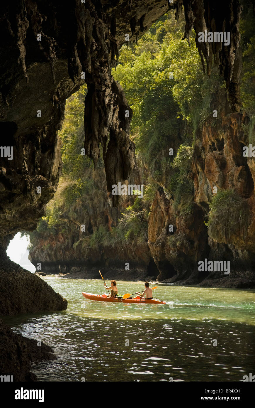 Kayak thailand cave hi-res stock photography and images - Alamy