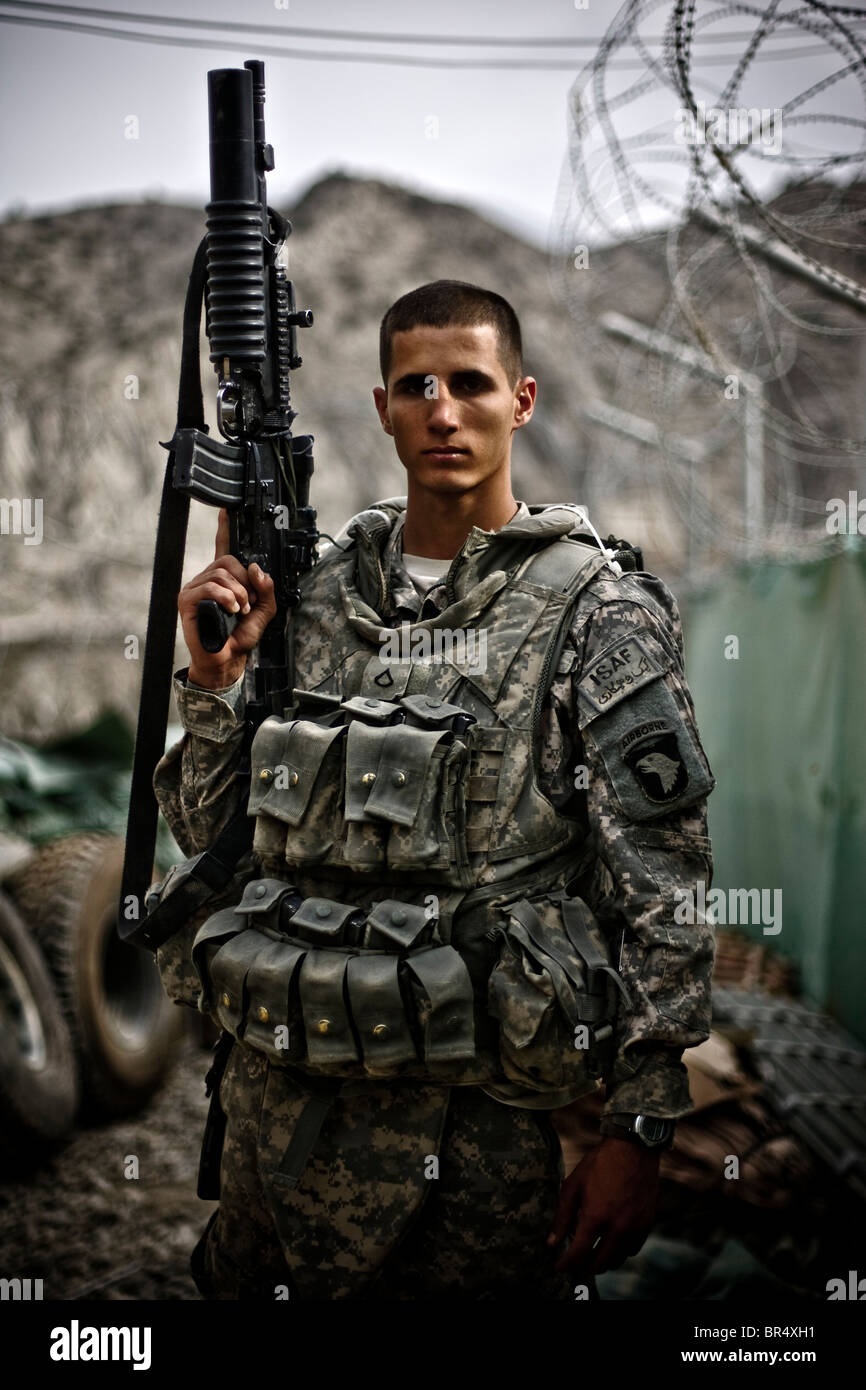 American platoon hi-res stock photography and images - Alamy