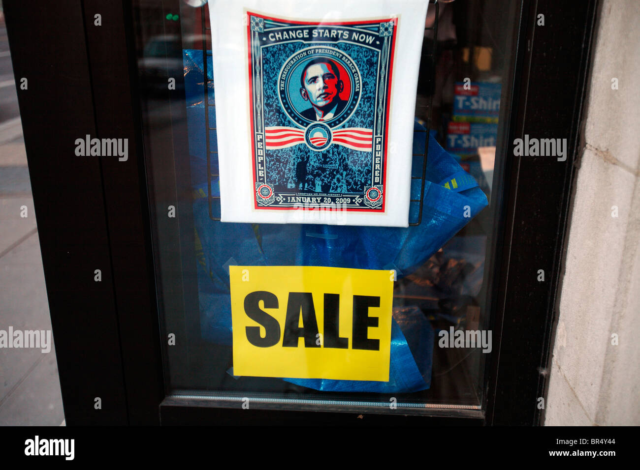 Barack obama merchandise hi-res stock photography and images - Alamy