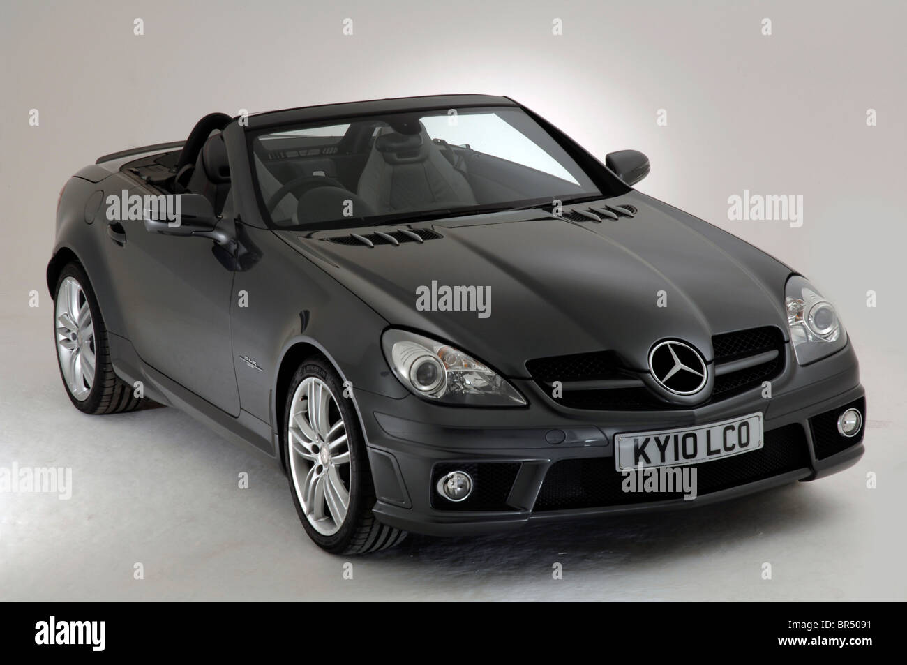 Mercedes slk 200 hi-res stock photography and images - Alamy