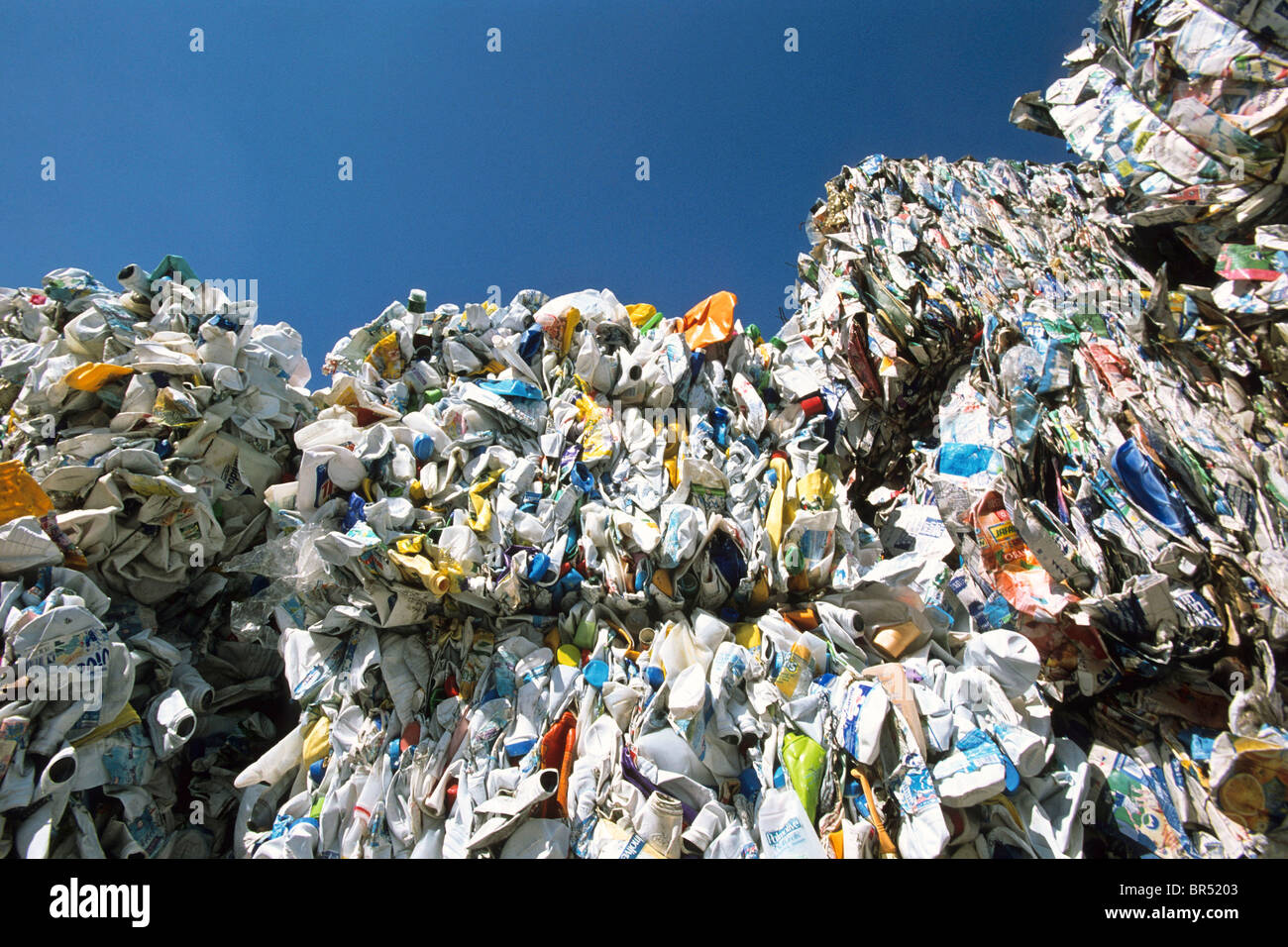 Sorting out by colour hi-res stock photography and images - Alamy