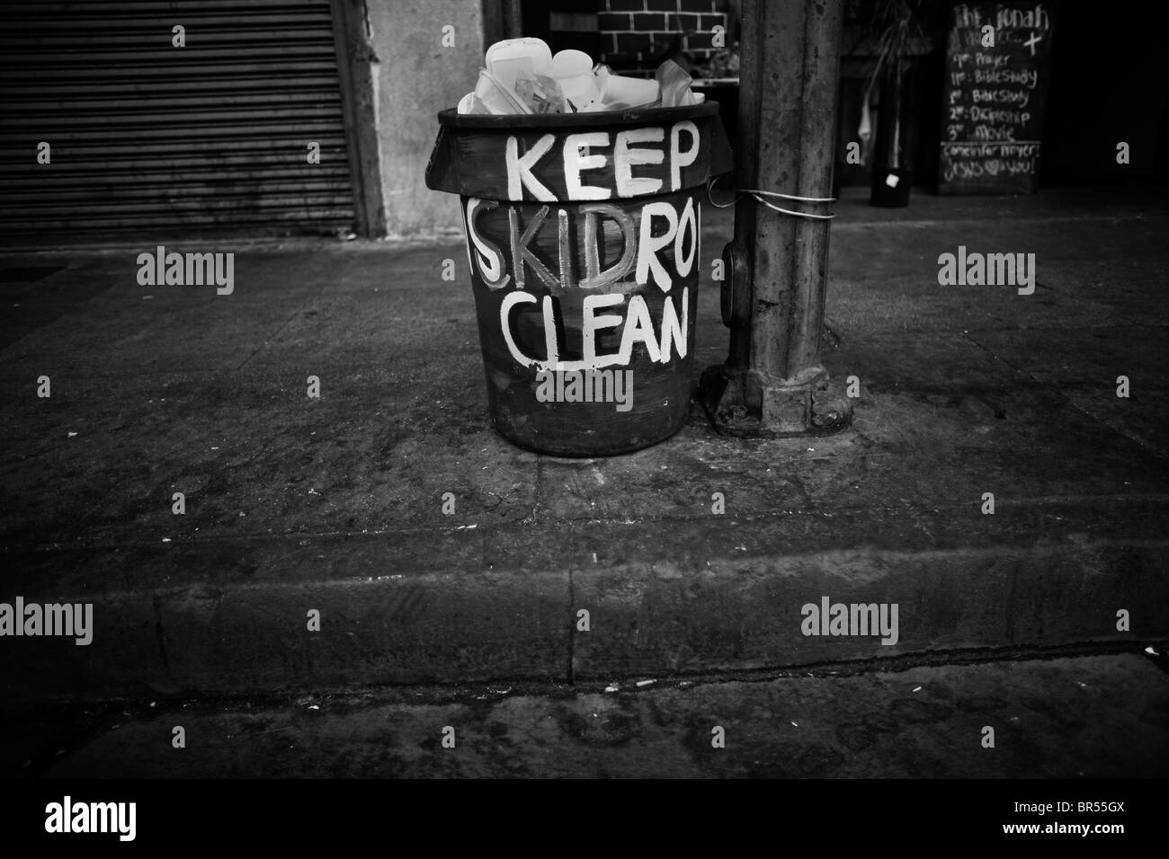Sleeping Skid Row Los Angeles High Resolution Stock Photography and ...