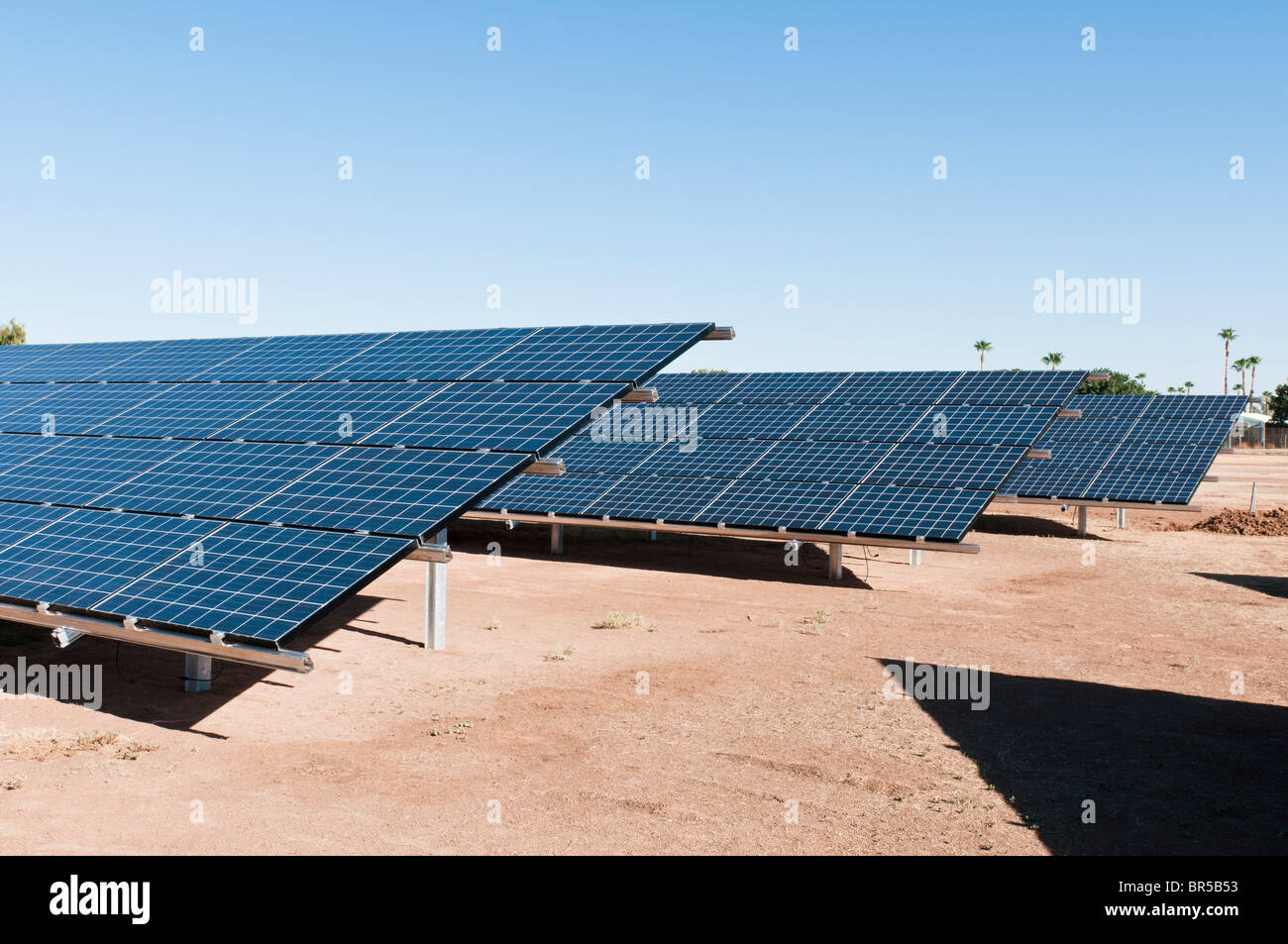 Solar array arizona hi-res stock photography and images - Alamy