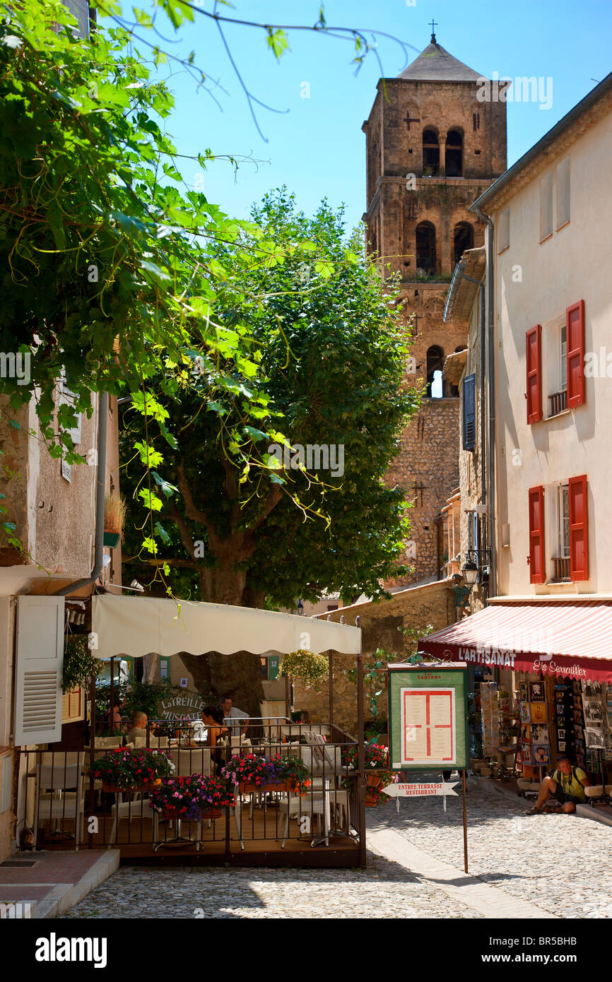Moustiers hi-res stock photography and images - Alamy
