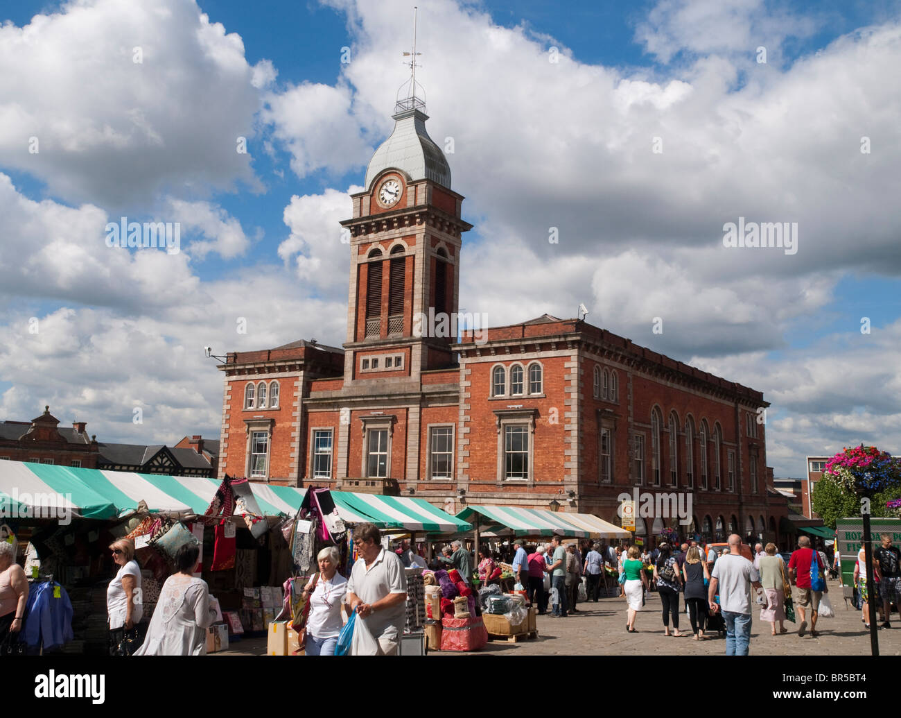 Market Square in Chesterfield, Derbyshire England UK Stock Photo - Alamy