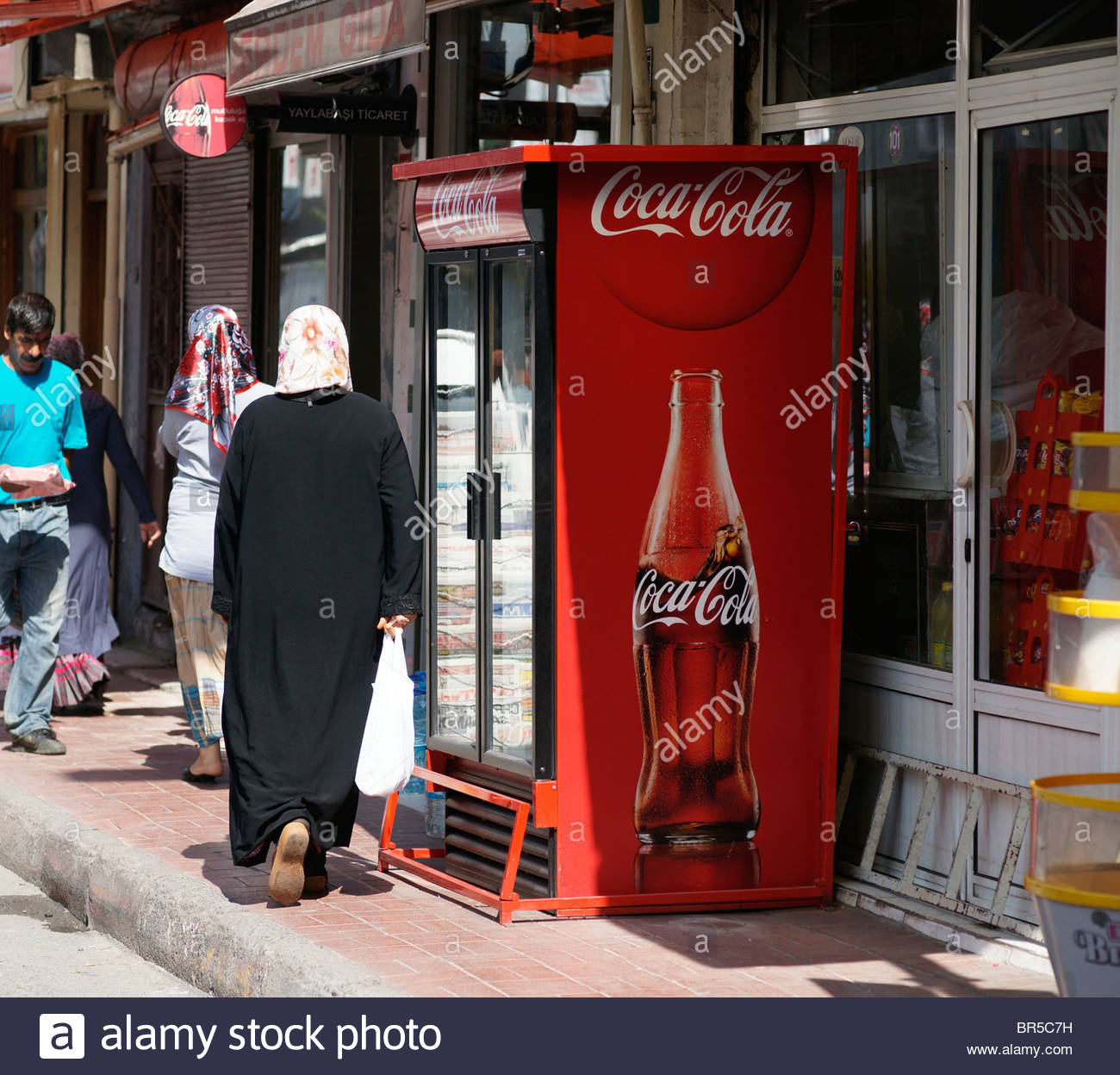 Pepsi Cola Vending Machine High Resolution Stock Photography and Images ...