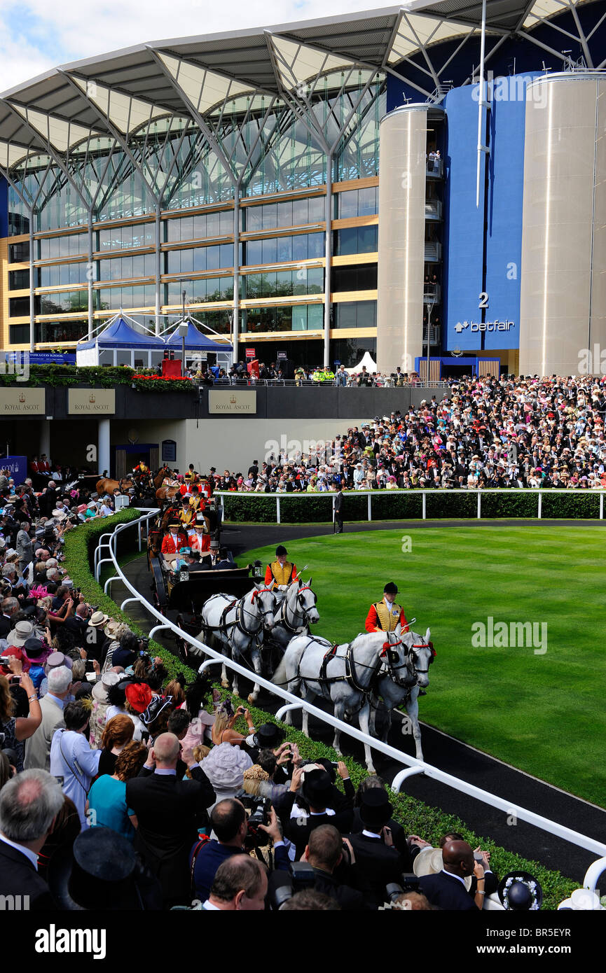 View of the royal procession as it passes through the parade ring ...